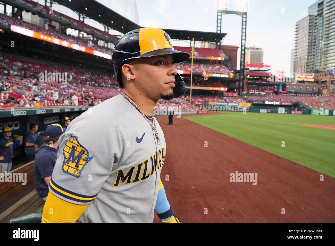 William contreras hi-res stock photography and images - Alamy