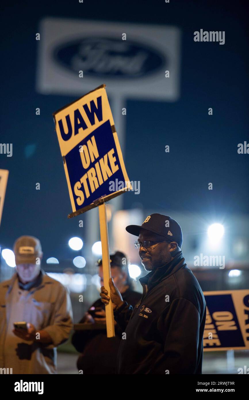 900 member hi-res stock photography and images - Alamy