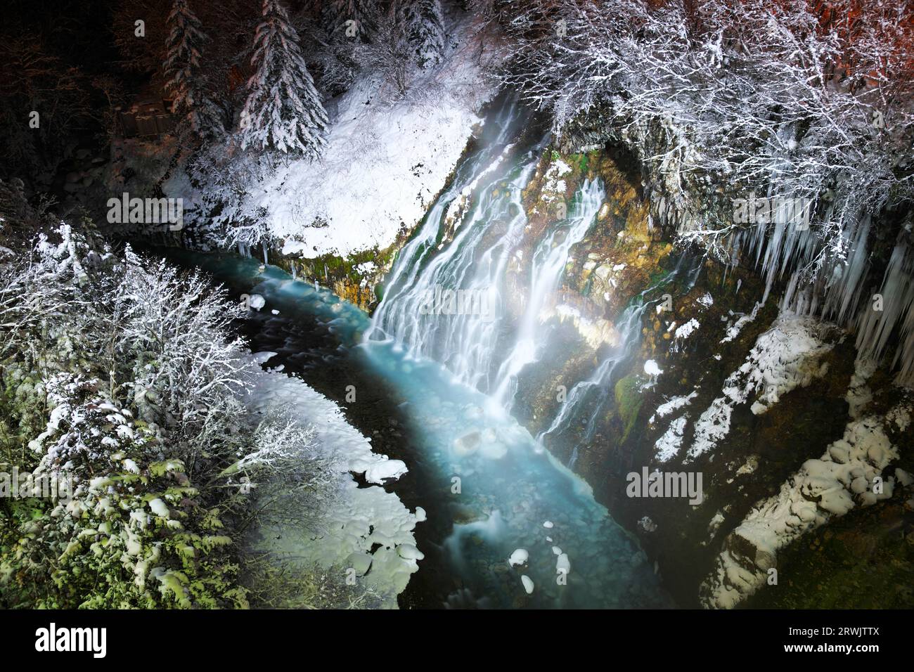 Shirahigenotaki waterfall hi-res stock photography and images - Alamy