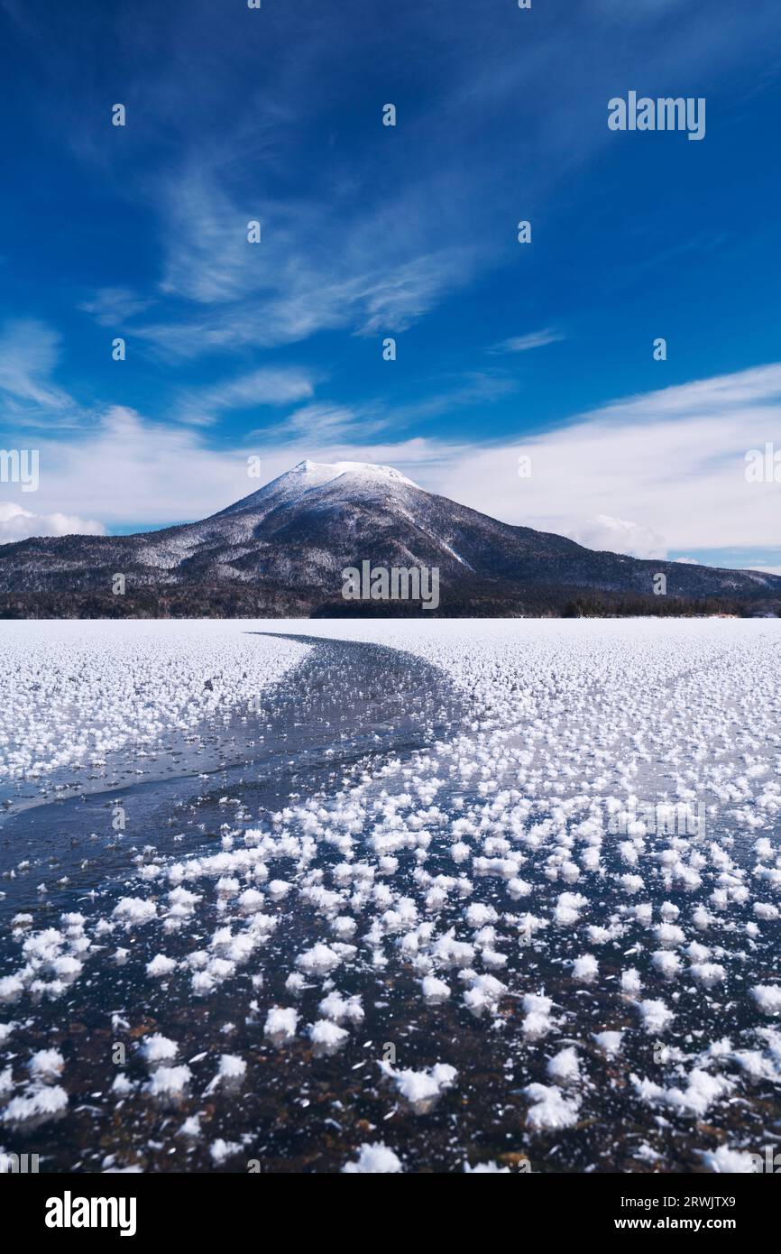 Frostflowers in Lake Akan and Mount Oakan Stock Photo - Alamy
