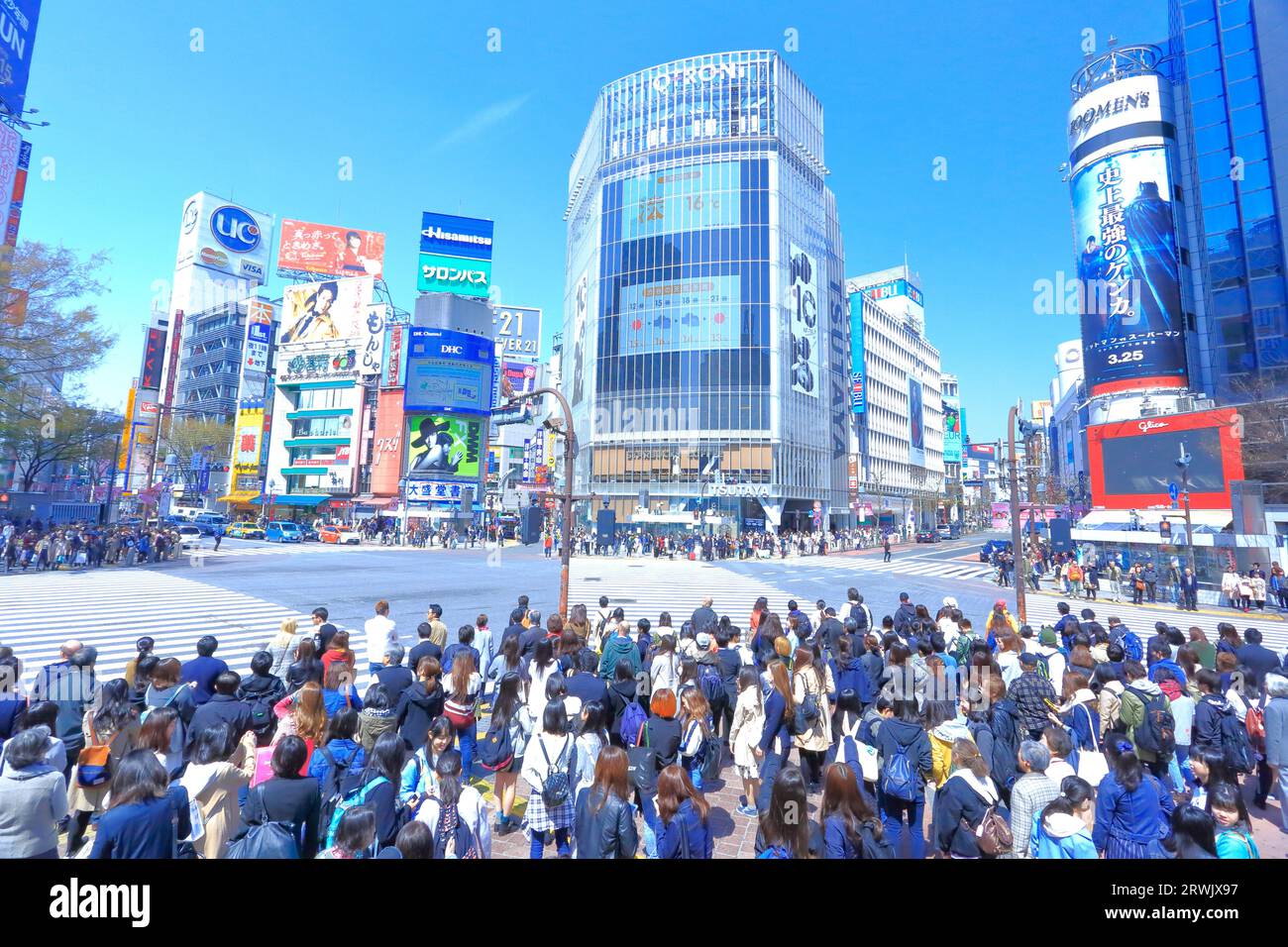 Shibuya scramble digital hi-res stock photography and images - Alamy