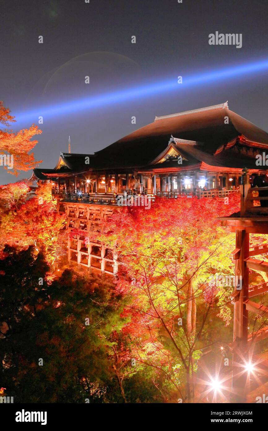 Kiyomizu-dera temple illuminated in autumn leaves Stock Photo - Alamy