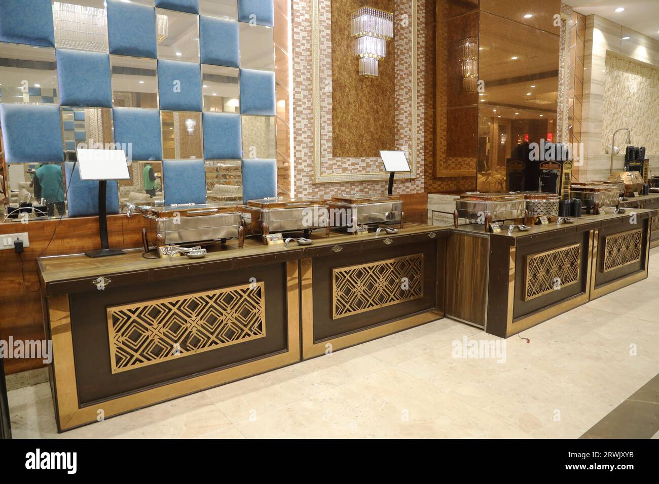 Closed buffet hi-res stock photography and images - Alamy