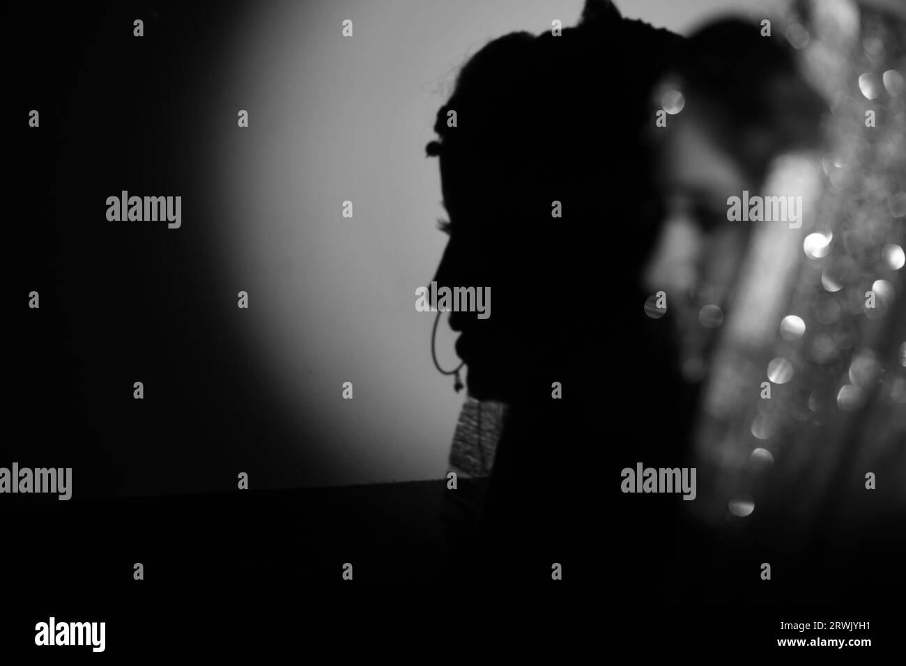 Indian bride silhouette Black and White Stock Photos & Images - Alamy