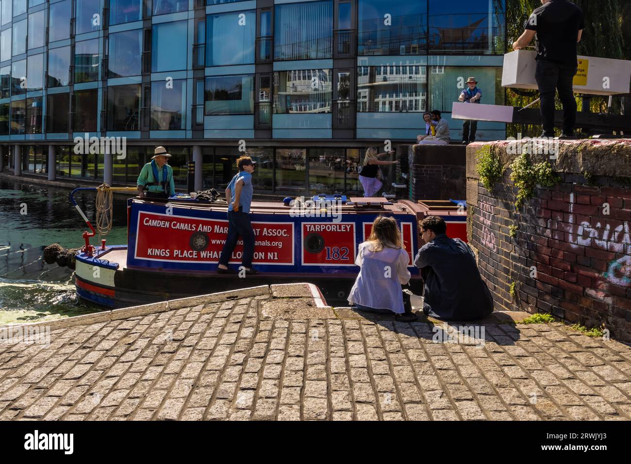 London City Road Lock Regent's Canal City of London Stock Photo - Alamy
