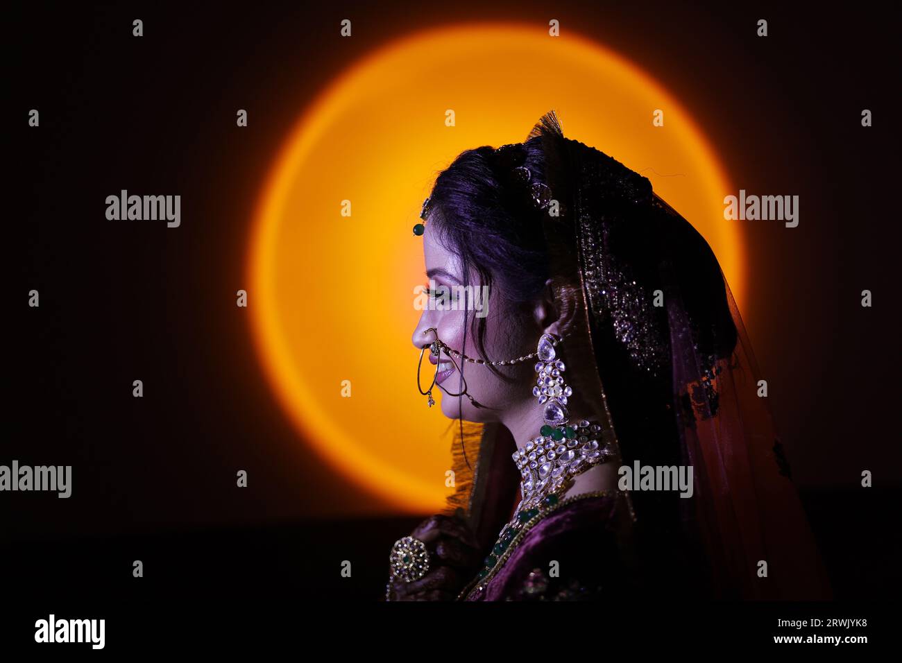 Indian woman side on traditional hi-res stock photography and images ...