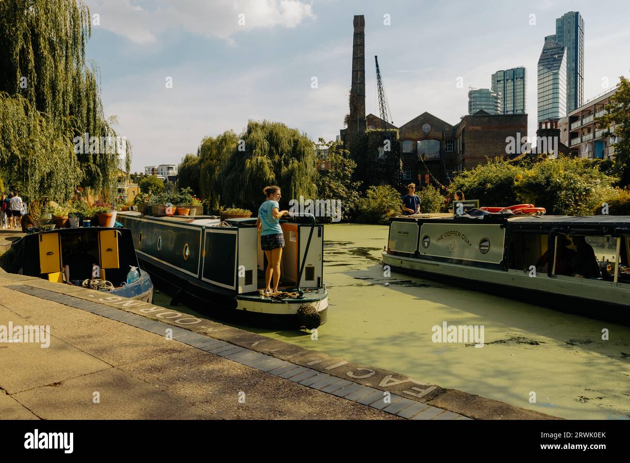 London City Road Lock Regent's Canal City of London Stock Photo - Alamy
