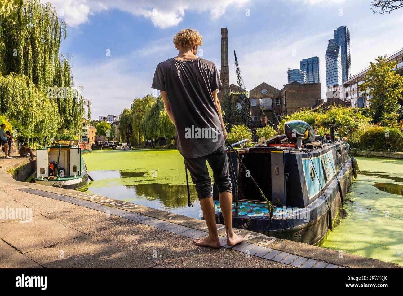 London City Road Lock Regent's Canal City of London Stock Photo - Alamy