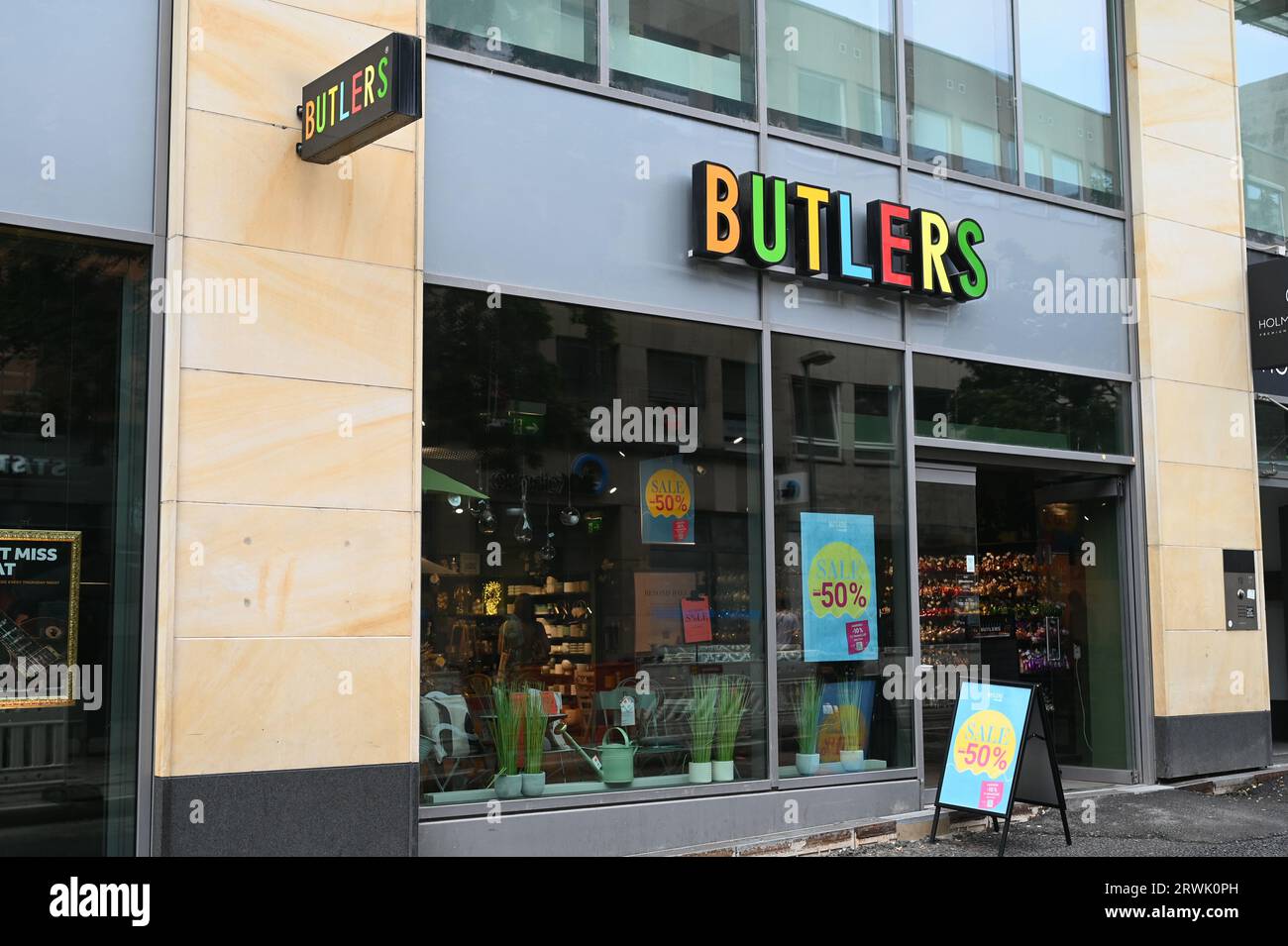 Butlers logo hi-res stock photography and images - Alamy