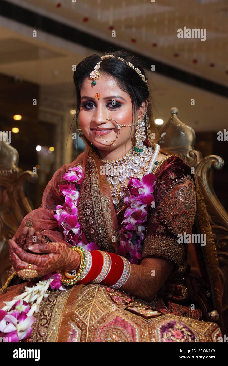 Indian bride hi-res stock photography and images - Alamy