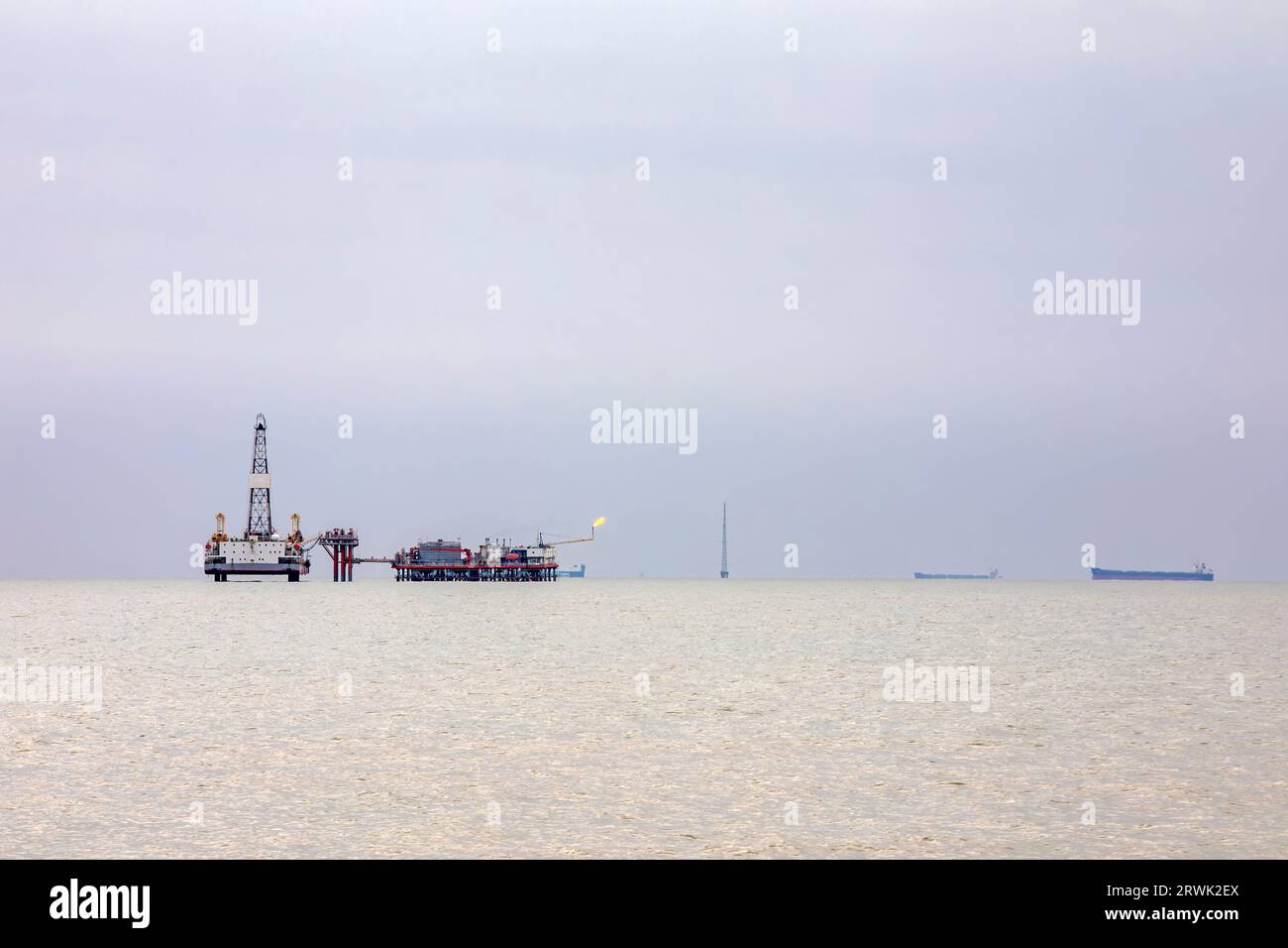 Offshore oil drilling platform in hi-res stock photography and images ...