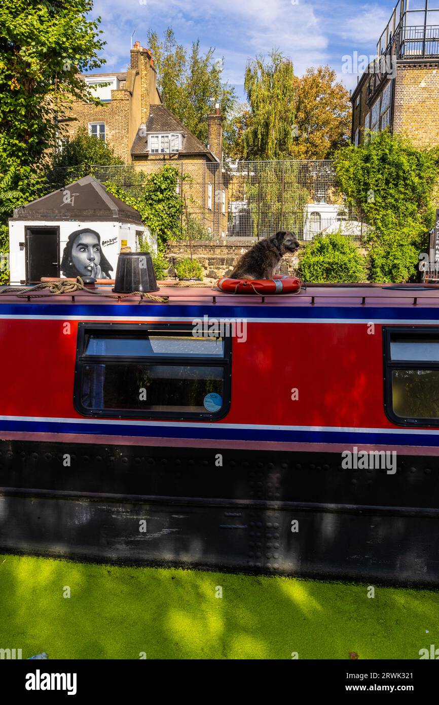 City road lock moorings hi-res stock photography and images - Alamy
