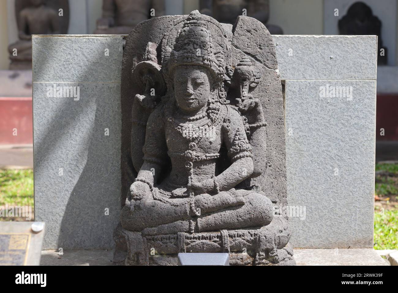 God of wisnu hi-res stock photography and images - Alamy