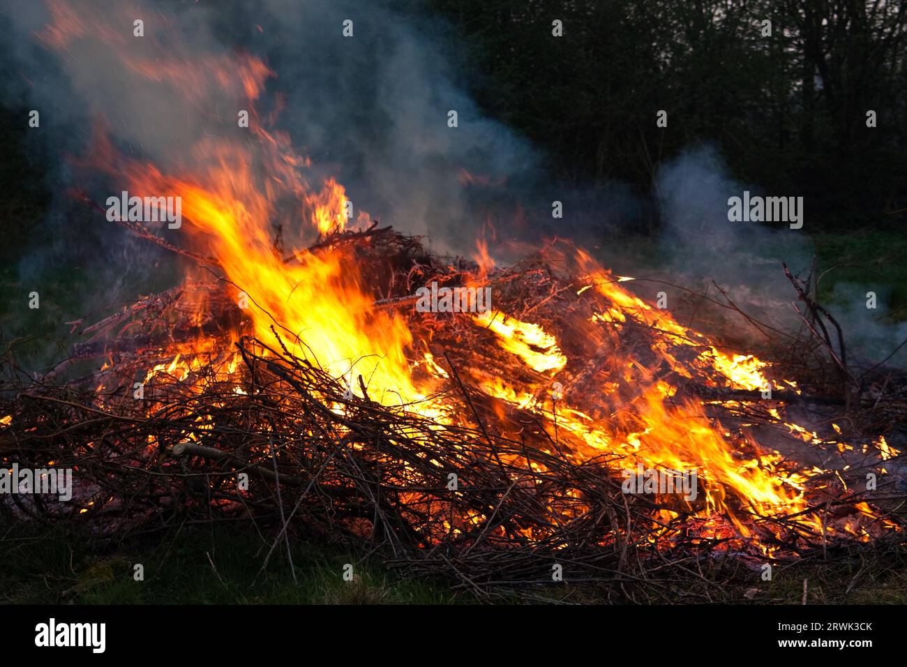 Osterfeuer in Ostfriesland, easter fire in northern Germany Stock Photo ...