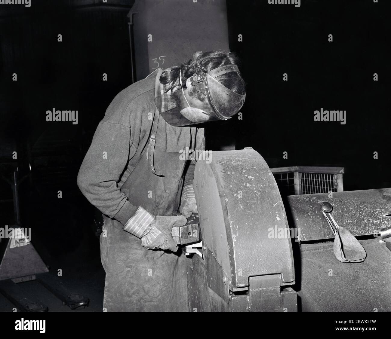 Worker male grinding steel hi-res stock photography and images - Alamy