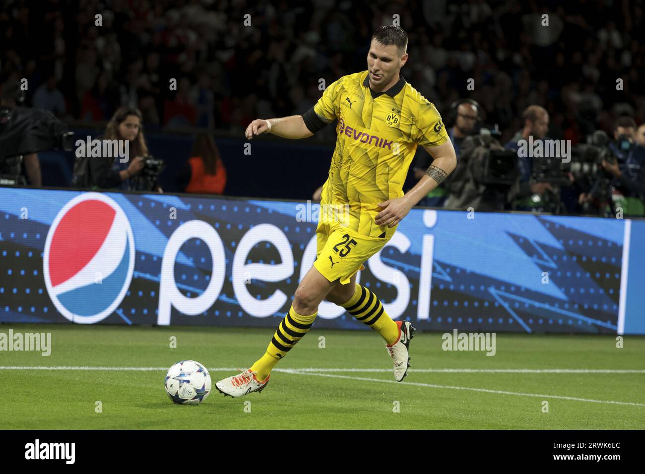 Niklas sule borussia dortmund hi-res stock photography and images - Alamy