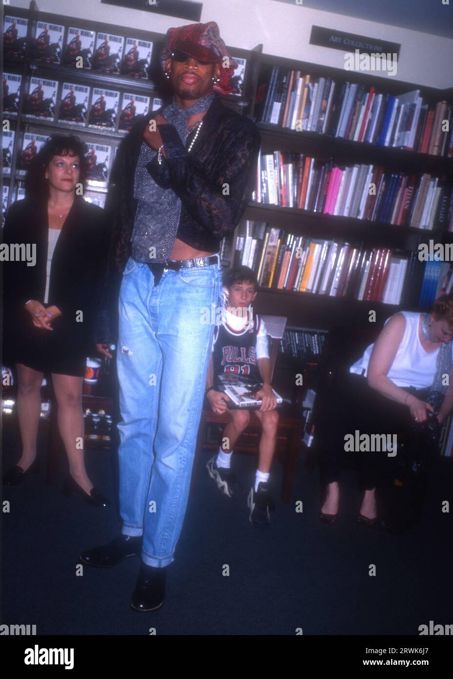 Dennis rodman book hi-res stock photography and images - Alamy