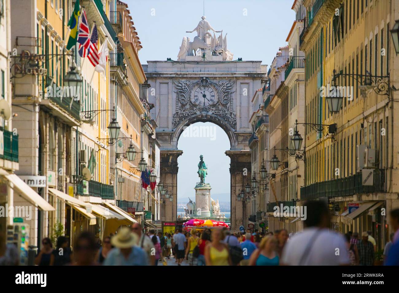 Lisbon city with people hi-res stock photography and images - Alamy