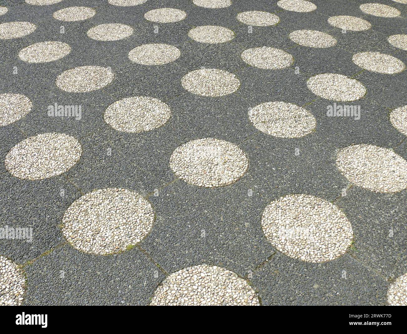 Concrete panels hi-res stock photography and images - Alamy