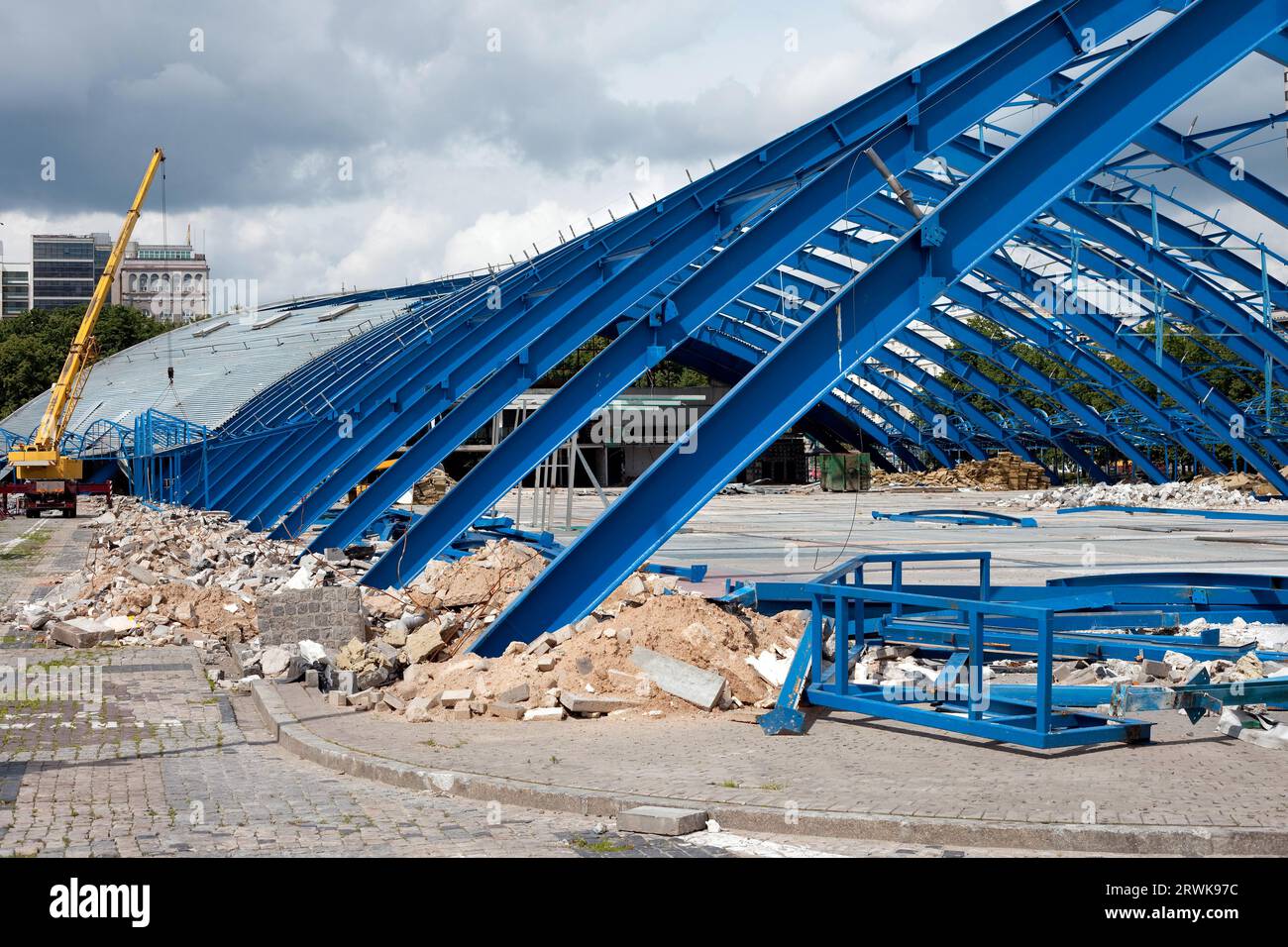 Metal frame structure on deconstruction site of the shopping mall ...