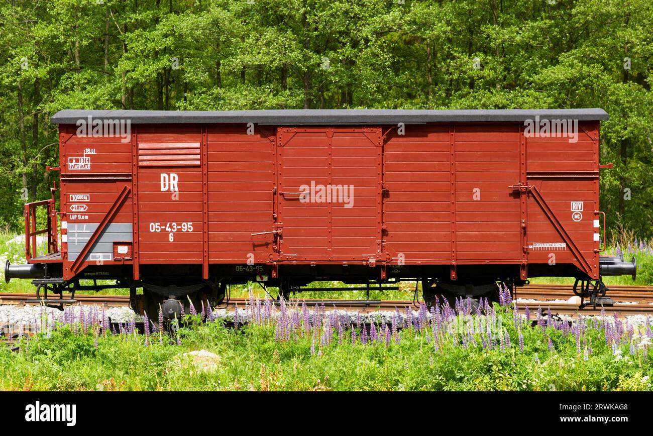 Railway barrier system hi-res stock photography and images - Alamy
