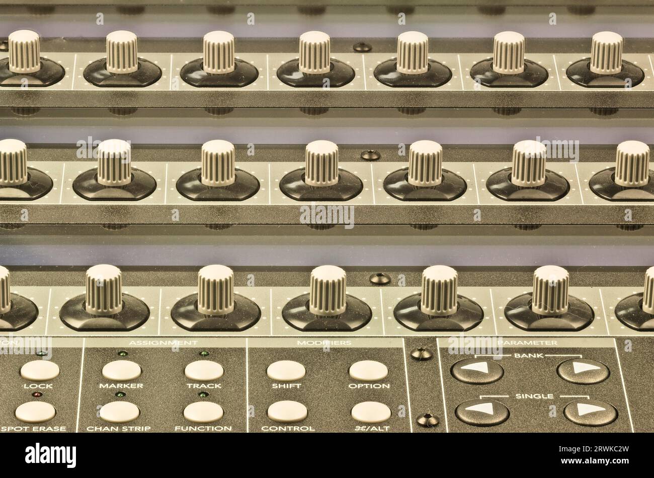 Tv mixer hi-res stock photography and images - Alamy