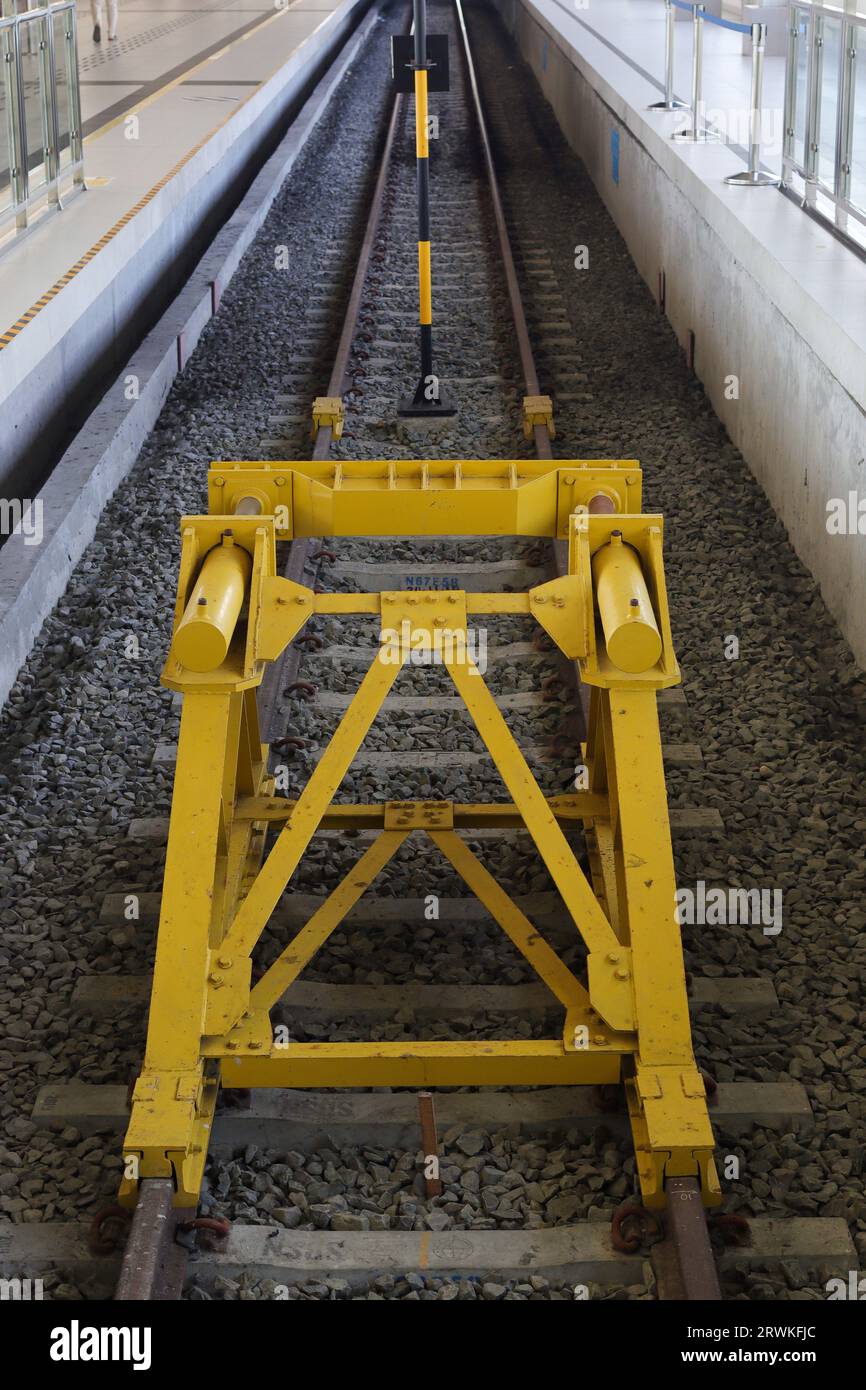 Train wheel stopper rail Stopper at YIA airport train station. Kulon ...
