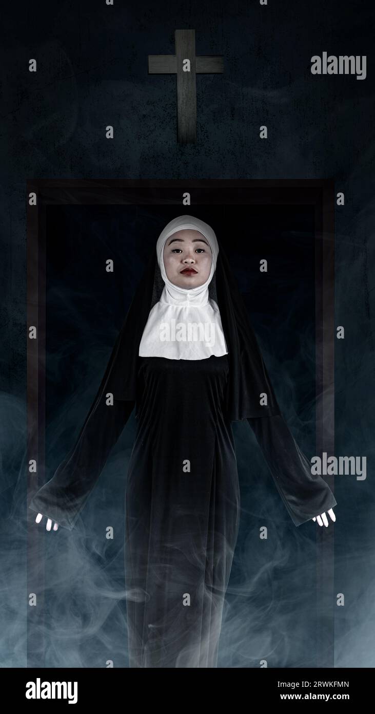 Spooky nun design hi-res stock photography and images - Alamy