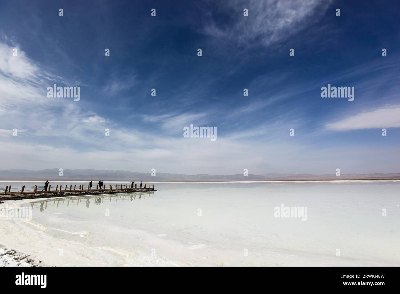 Aerial photo shows the autumn scenery of Caka salt lake in Haixi ...