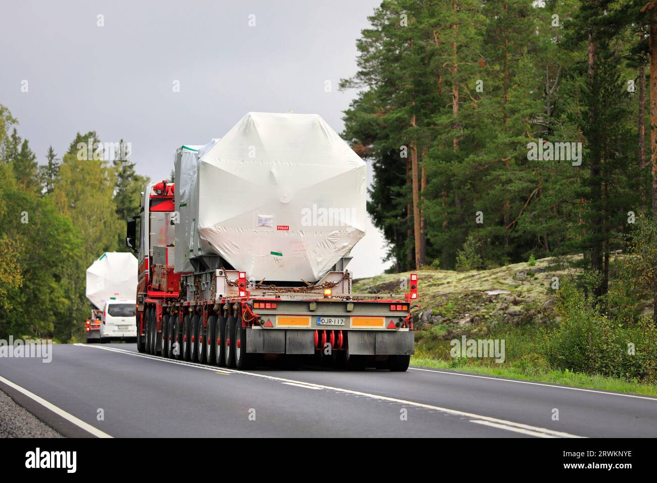 Two Sisu Polar trucks of Vuorsola pull exceptional loads of wind farm ...
