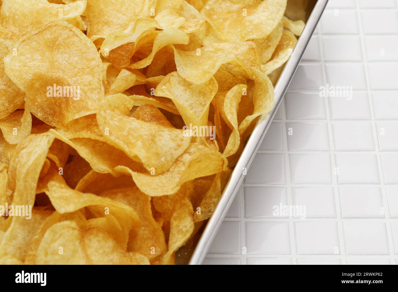 homemade potato chips (crisps Stock Photo - Alamy