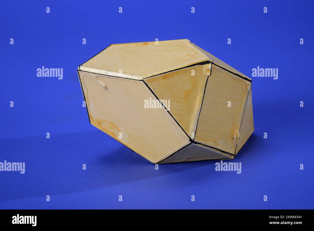 Geometric model hi-res stock photography and images - Alamy