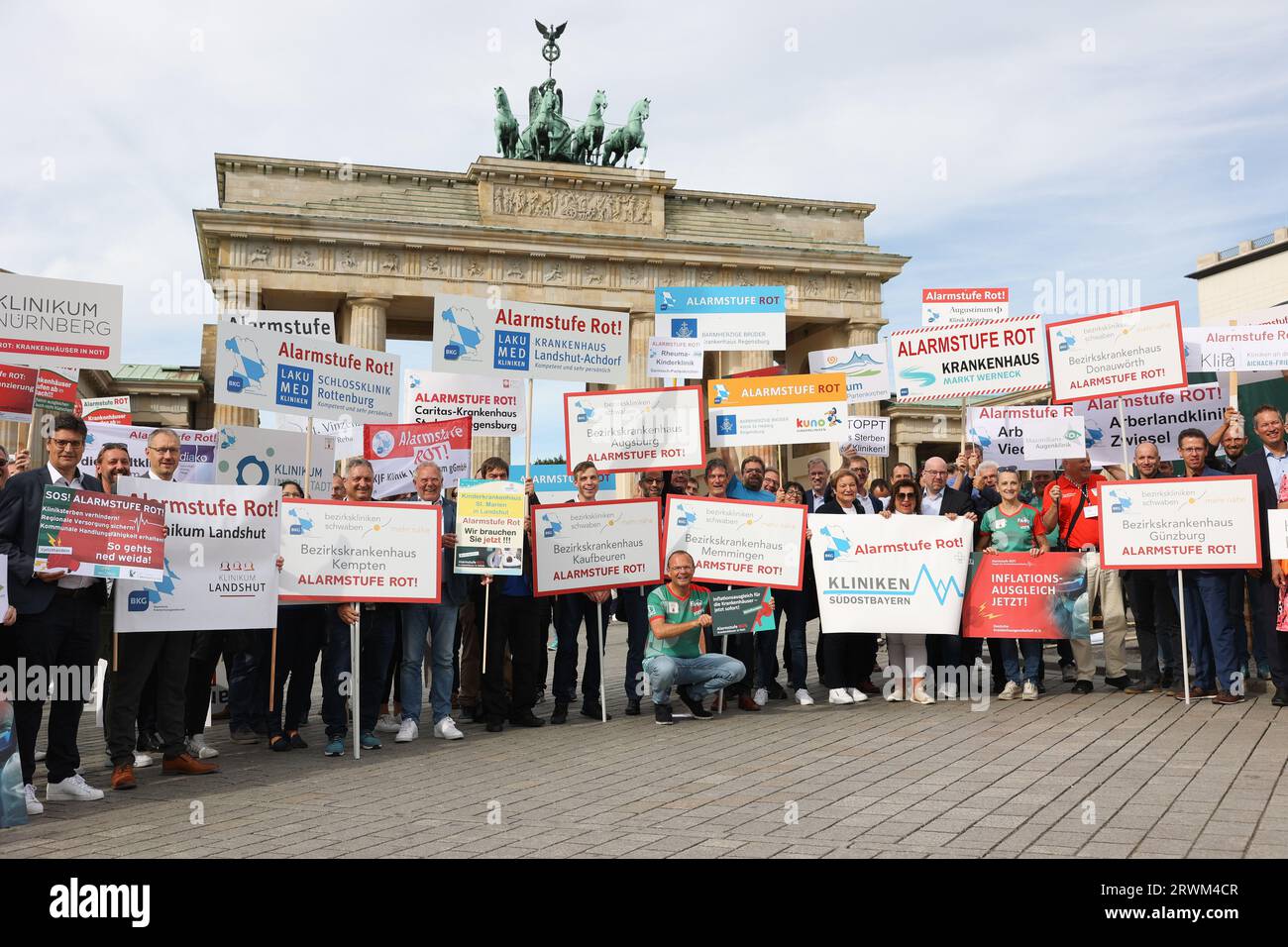 Save your hospitals hi-res stock photography and images - Alamy