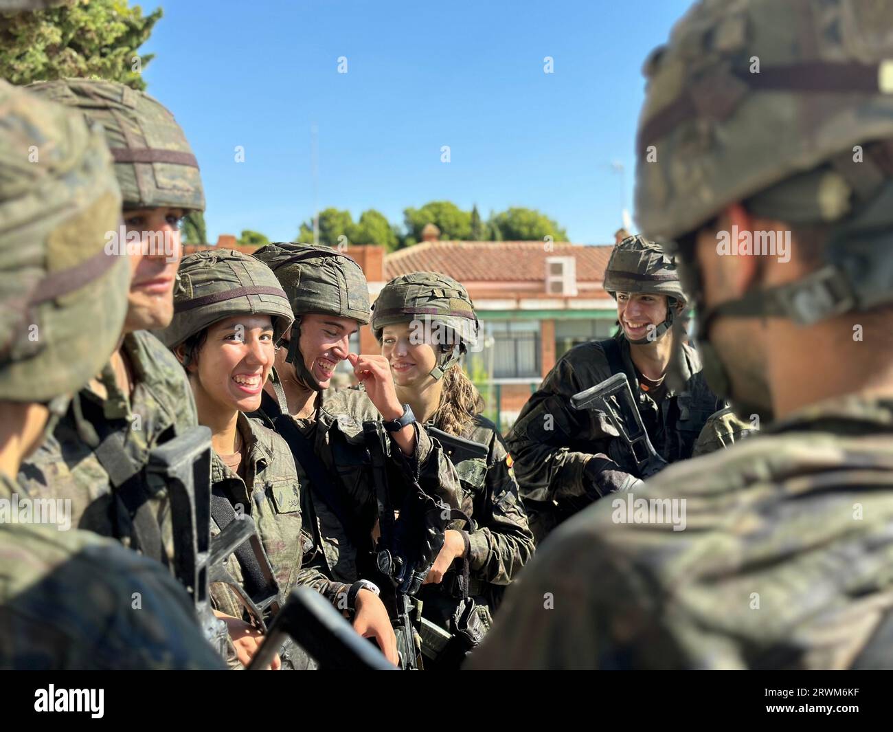 Basic military hi-res stock photography and images - Alamy