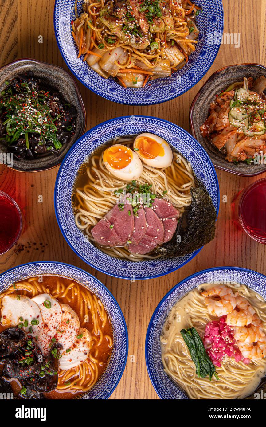 Assorted ramen noodle soup set Stock Photo - Alamy