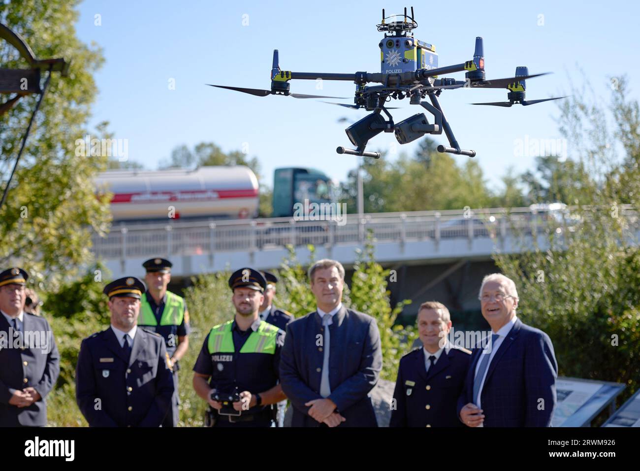 Freilassing, Germany. 20th Sep, 2023. A drone pilot from the Bavarian ...