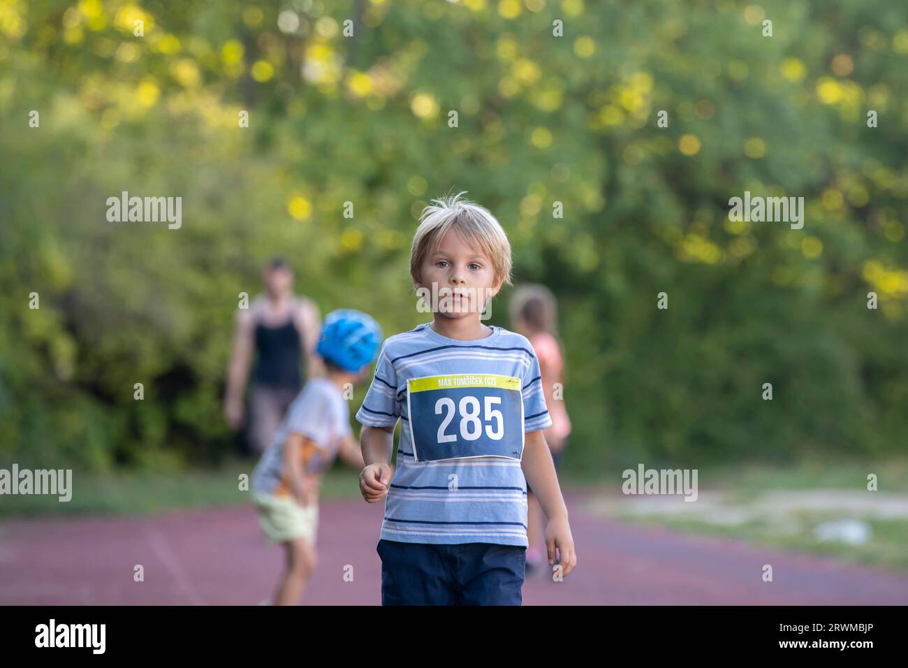 Marathon kids running track hi-res stock photography and images - Alamy