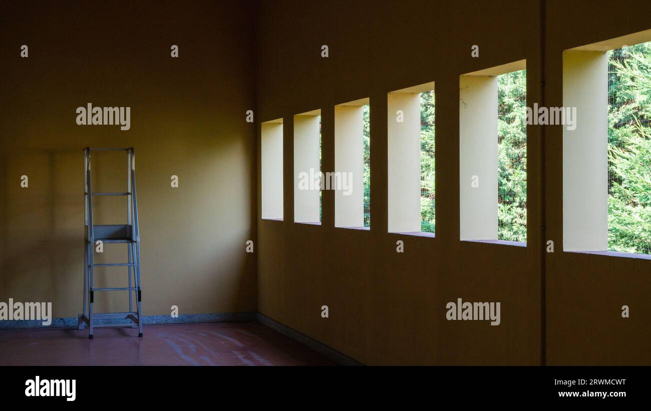 Ladder beams hi-res stock photography and images - Alamy