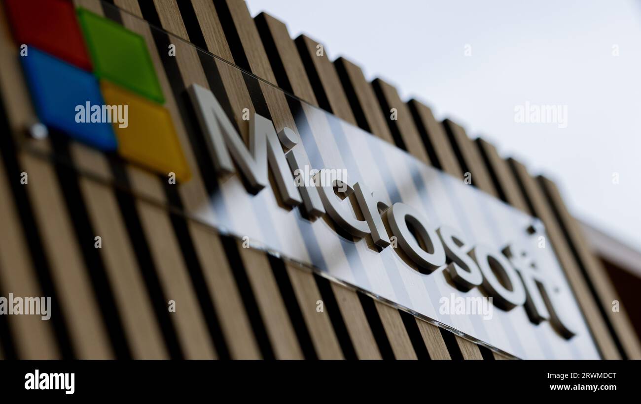 Microsoft logo 2023 hi-res stock photography and images - Alamy