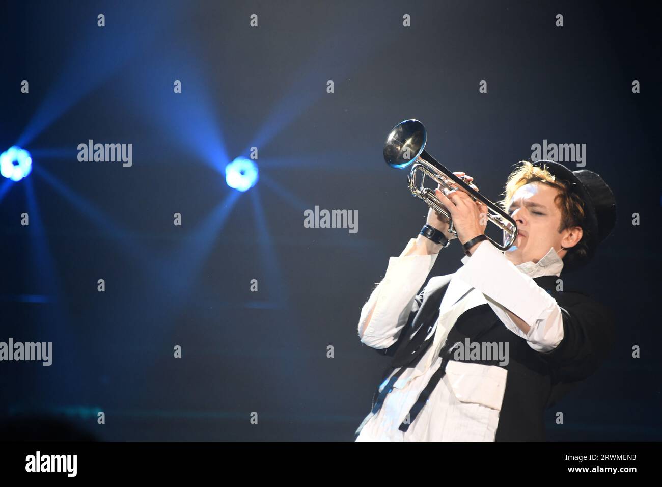 Moscow. Actor Alexey Trofimov as a troubadour in the play “The Town Musicians of Bremen ...