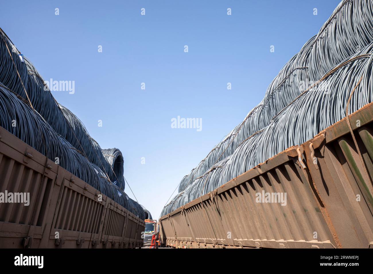 Stacking bars hi-res stock photography and images - Alamy