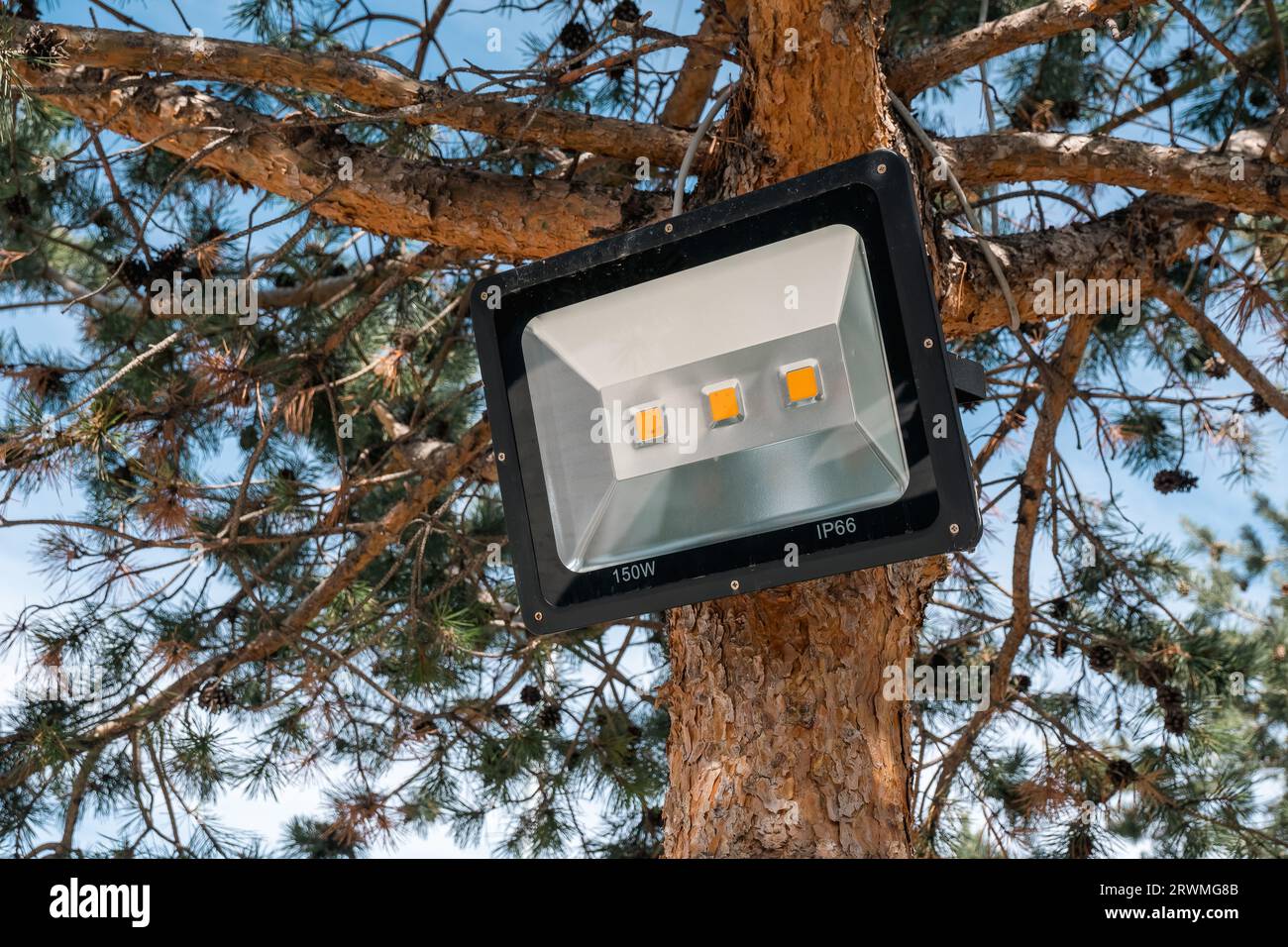 Exterior spotlight hi-res stock photography and images - Alamy