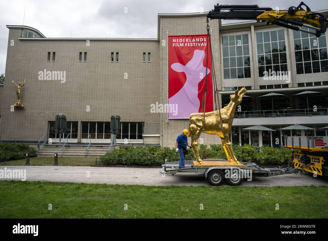 UTRECHT - The installation of the large Golden Calf statue, the icon of ...