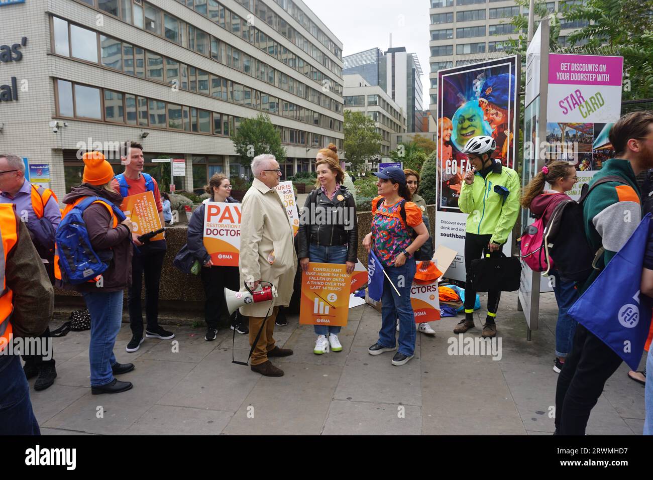 Strike posters hi-res stock photography and images - Alamy