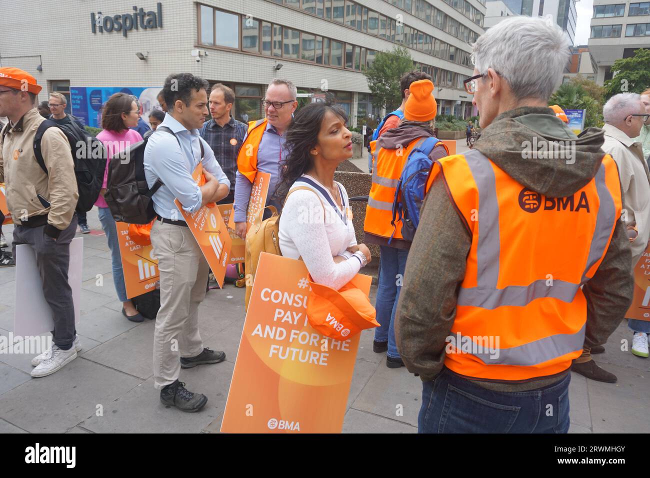 Strike posters hi-res stock photography and images - Alamy