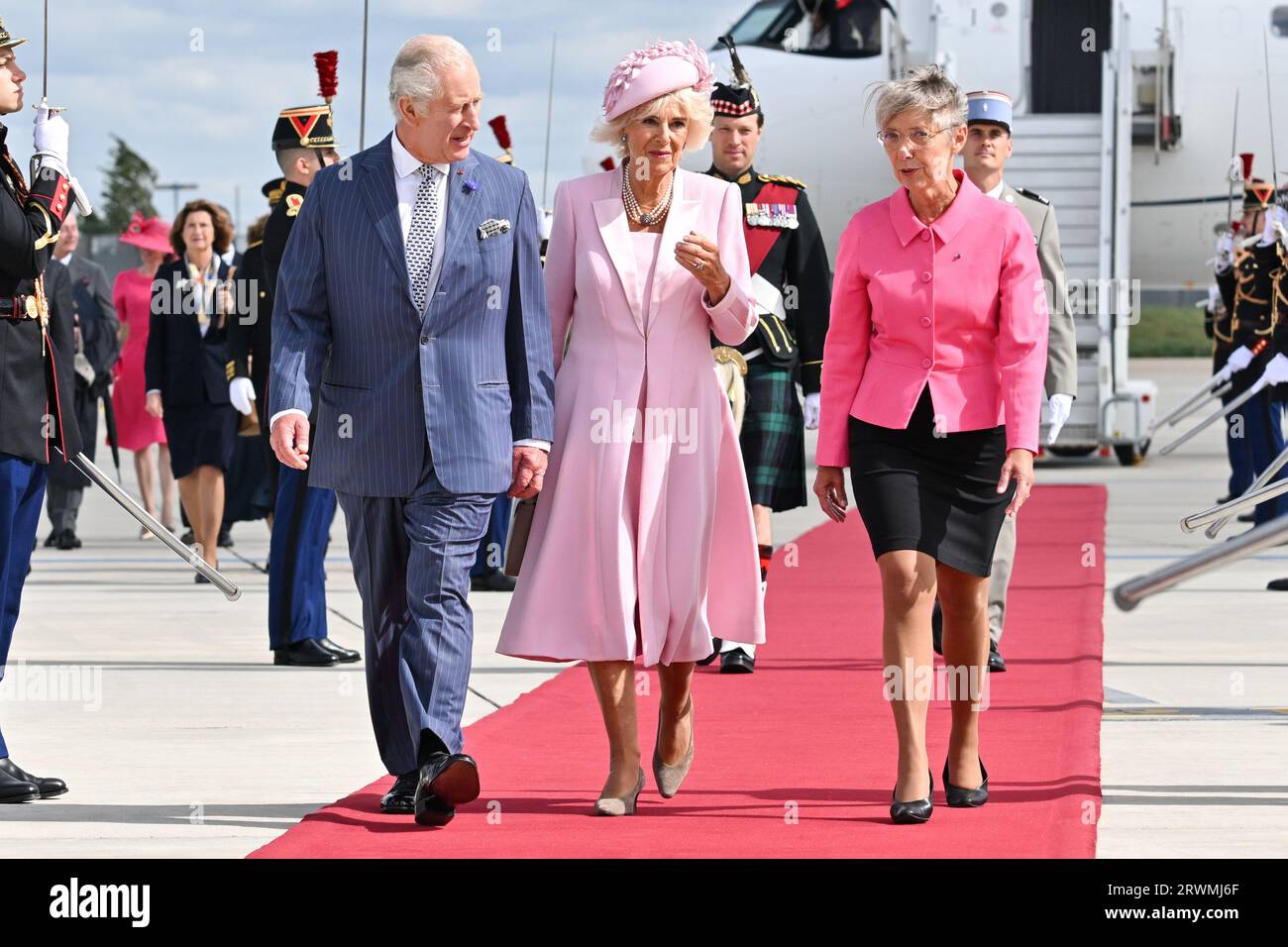 French Prime Minister, Ms Elisabeth Borne (right) welcomes King Charles ...