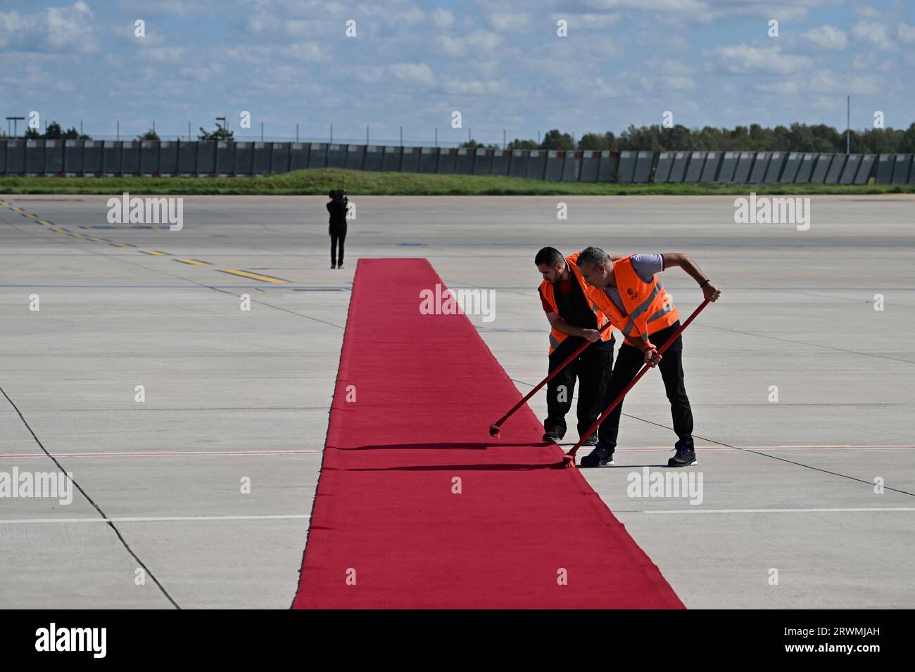 Orly, France. 20th Sep, 2023. Workers clean the red carpet prior to the ...