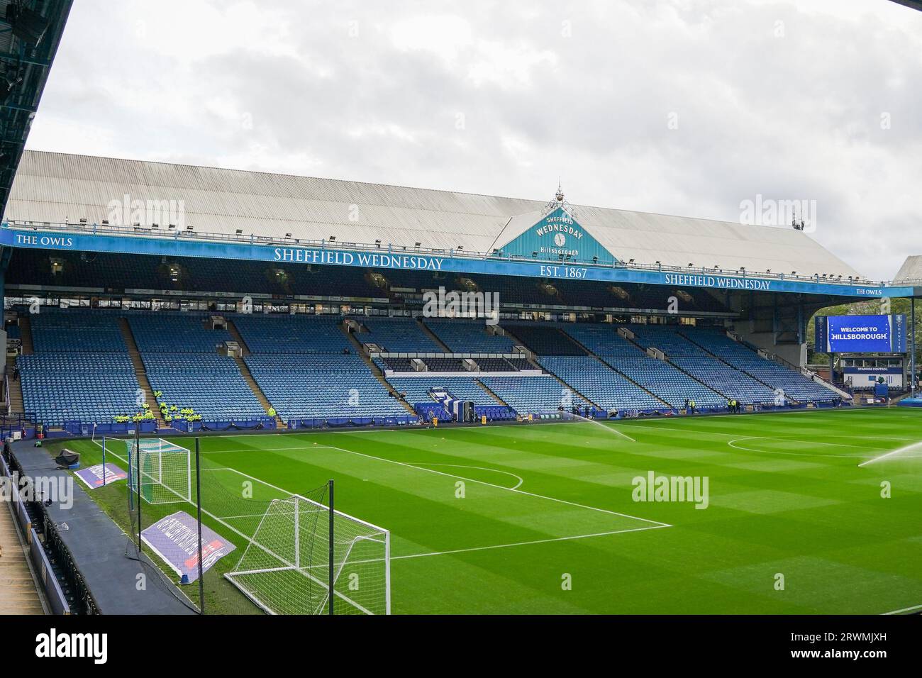 Sheffield, UK. 19th Sep, 2023. General View inside the Stadium, South ...