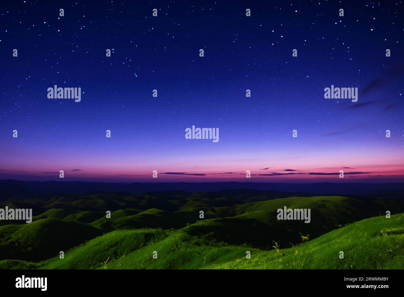 night landscape with stars of the Tuscan hills in Italy Stock Photo - Alamy