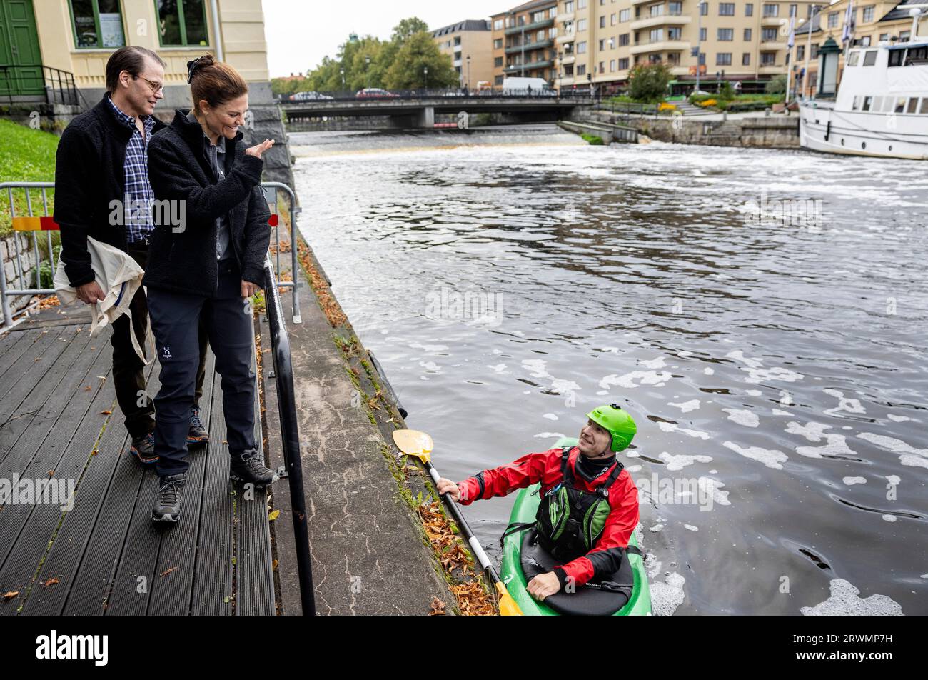 Sweden's Crown Princess Victoria and Prince Daniel meet representatives ...